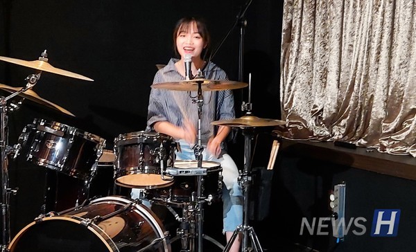 Undergraduate K-Pop Musician, Park Seo-yeon