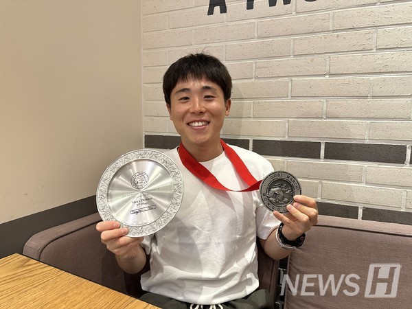 Yoo Dong-Hyun, a Student with Ironclad Physical and Mental Endurance ...